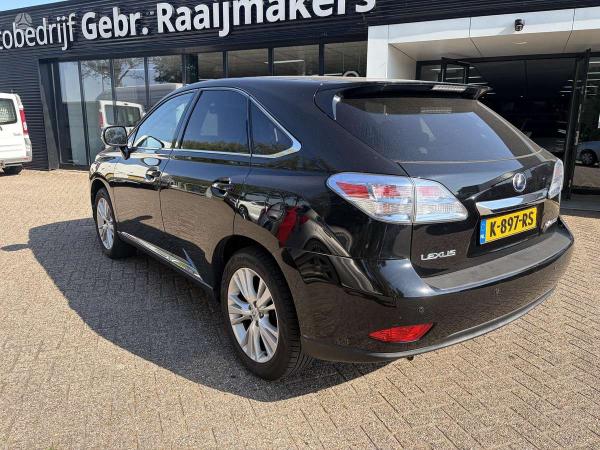 Black Lexus RX 450h 2010 in Raseiniai, with an engine capacity of 3.50 L and mileage of 231 thousand km for 11590 €, photo 7 on AUTOMOTO.COM.LV