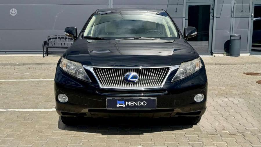 Черный Лексус RX 450h 2010 в Вильнюс, объемом двигателя 3.50 л и пробегом 370 тыс. км за 10990 €, фото 8 на AUTOMOTO.COM.LV