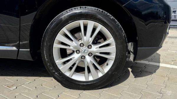 Melns Lexus RX 450h 2010 Viļņa, ar dzinēja tilpumu 3.50 L un nobraukumu 370 tūkst. km par 10990 €, foto 10 vietnē AUTOMOTO.COM.LV