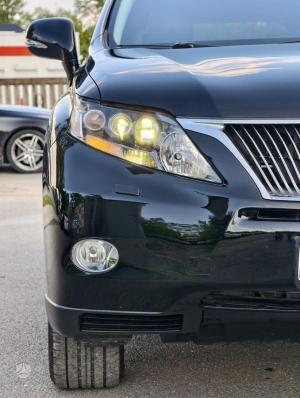 Melns Lexus RX 450h 2010 Šauļi, ar dzinēja tilpumu 3.46 L un nobraukumu 313 tūkst. km par 10900 €, foto 16 vietnē AUTOMOTO.COM.LV