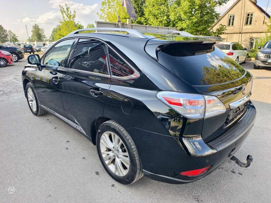 Melns Lexus RX 450h 2010 Šauļi, ar dzinēja tilpumu 3.46 L un nobraukumu 313 tūkst. km par 10900 €, foto 18 vietnē AUTOMOTO.COM.LV