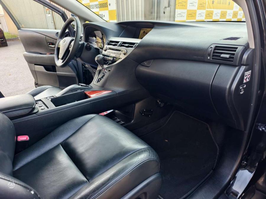 Melns Lexus RX 450h 2010 Šauļi, ar dzinēja tilpumu 3.46 L un nobraukumu 313 tūkst. km par 10900 €, foto 24 vietnē AUTOMOTO.COM.LV
