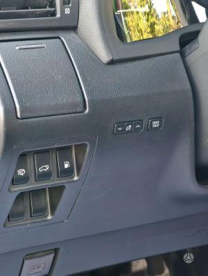 Melns Lexus RX 450h 2010 Šauļi, ar dzinēja tilpumu 3.46 L un nobraukumu 313 tūkst. km par 10900 €, foto 35 vietnē AUTOMOTO.COM.LV