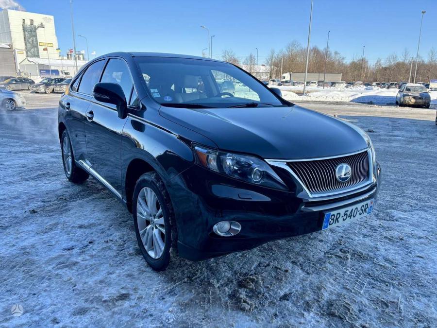 Melns Lexus RX 450h 2011 Tauragė, ar dzinēja tilpumu 3.46 L un nobraukumu 300 tūkst. km par 9900 €, foto 3 vietnē AUTOMOTO.COM.LV