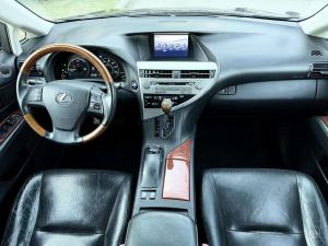 Melns Lexus RX 450h 2011 Kauņa, ar dzinēja tilpumu 3.50 L un nobraukumu 254 tūkst. km par 8950 €, foto 6 vietnē AUTOMOTO.COM.LV