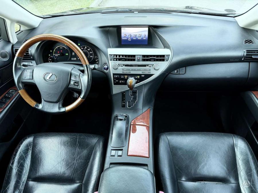 Melns Lexus RX 450h 2011 Kauņa, ar dzinēja tilpumu 3.50 L un nobraukumu 254 tūkst. km par 8950 €, foto 6 vietnē AUTOMOTO.COM.LV