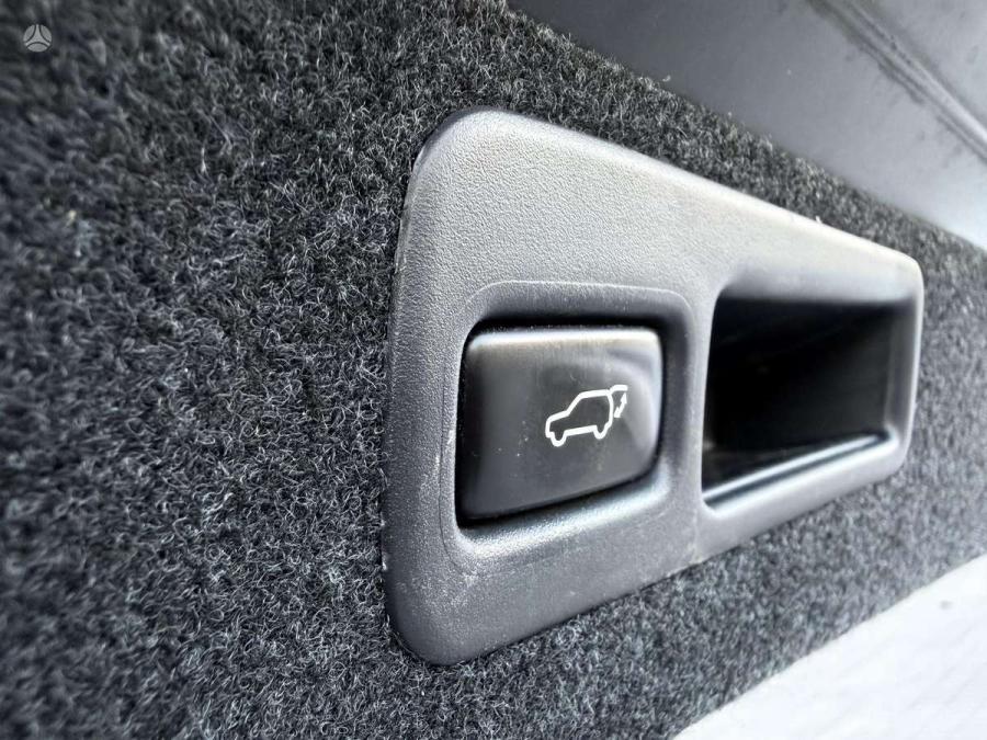 Melns Lexus RX 450h 2011 Kauņa, ar dzinēja tilpumu 3.50 L un nobraukumu 254 tūkst. km par 8950 €, foto 17 vietnē AUTOMOTO.COM.LV