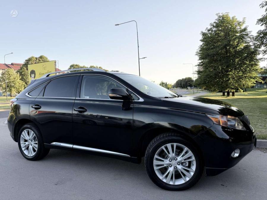 Melns Lexus RX 450h 2011 Kauņa, ar dzinēja tilpumu 3.50 L un nobraukumu 254 tūkst. km par 8950 €, foto 20 vietnē AUTOMOTO.COM.LV