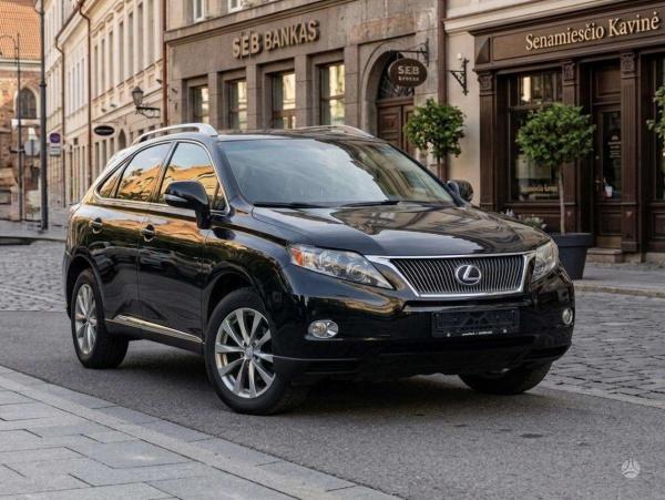 Черный Лексус RX 450h 2011 в Вильнюс, объемом двигателя 3.46 л и пробегом 162 тыс. км за 13250 €, фото 1 на AUTOMOTO.COM.LV