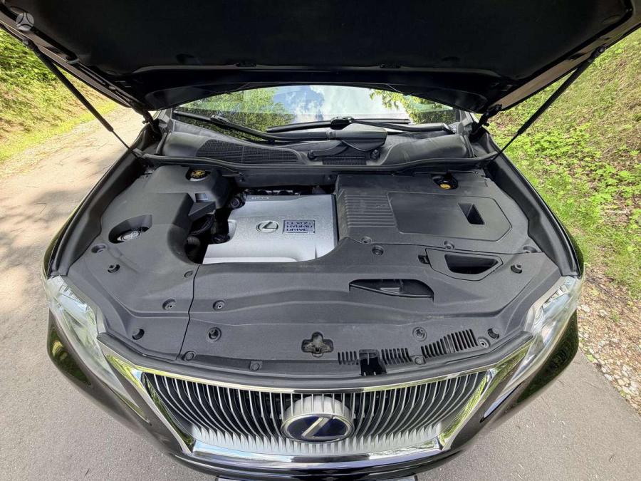 Black Lexus RX 450h 2011 in Vilnius, with an engine capacity of 3.46 L and mileage of 162 thousand km for 13250 €, photo 29 on AUTOMOTO.COM.LV