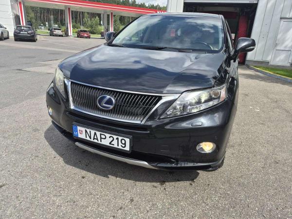 Melns Lexus RX 450h 2011 Trakai, ar dzinēja tilpumu 3.46 L un nobraukumu 415 tūkst. km par 11800 €, foto 7 vietnē AUTOMOTO.COM.LV