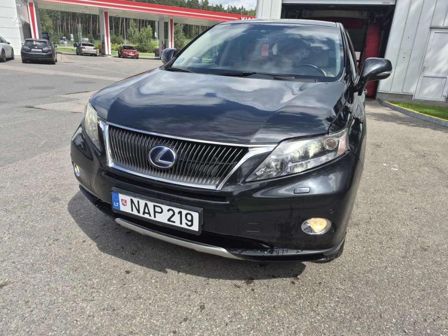 Melns Lexus RX 450h 2011 Trakai, ar dzinēja tilpumu 3.46 L un nobraukumu 415 tūkst. km par 11800 €, foto 8 vietnē AUTOMOTO.COM.LV
