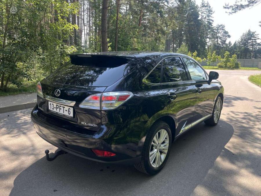 Melns Lexus RX 450h 2011 Viļņa, ar dzinēja tilpumu 3.46 L un nobraukumu 283 tūkst. km par 12750 €, foto 6 vietnē AUTOMOTO.COM.LV
