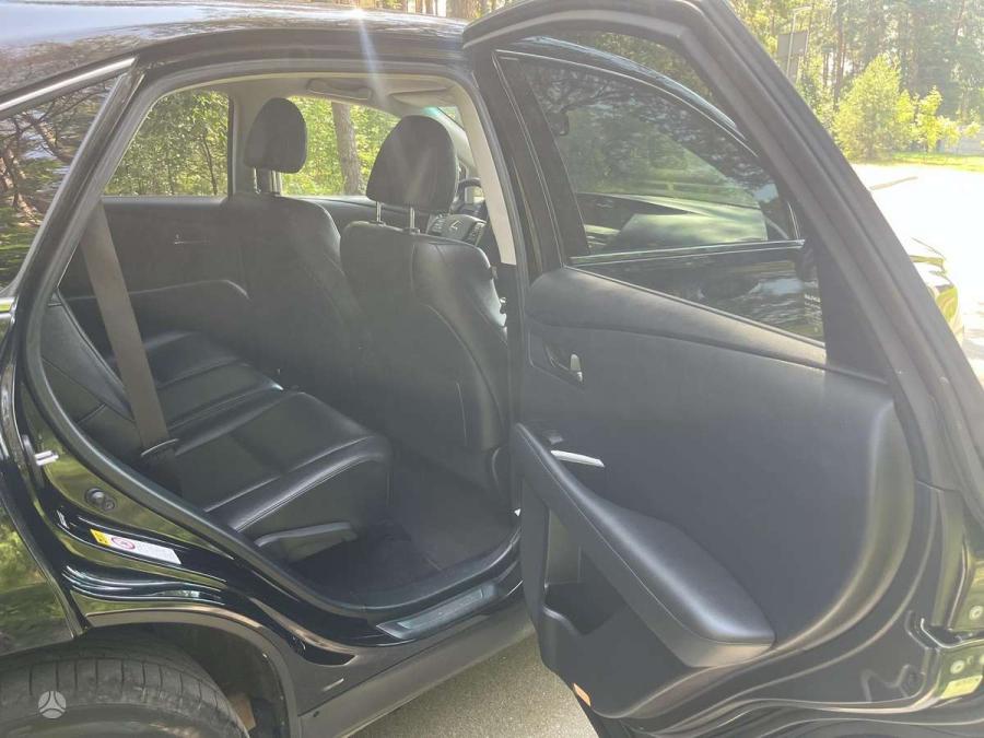 Melns Lexus RX 450h 2011 Viļņa, ar dzinēja tilpumu 3.46 L un nobraukumu 283 tūkst. km par 12750 €, foto 19 vietnē AUTOMOTO.COM.LV