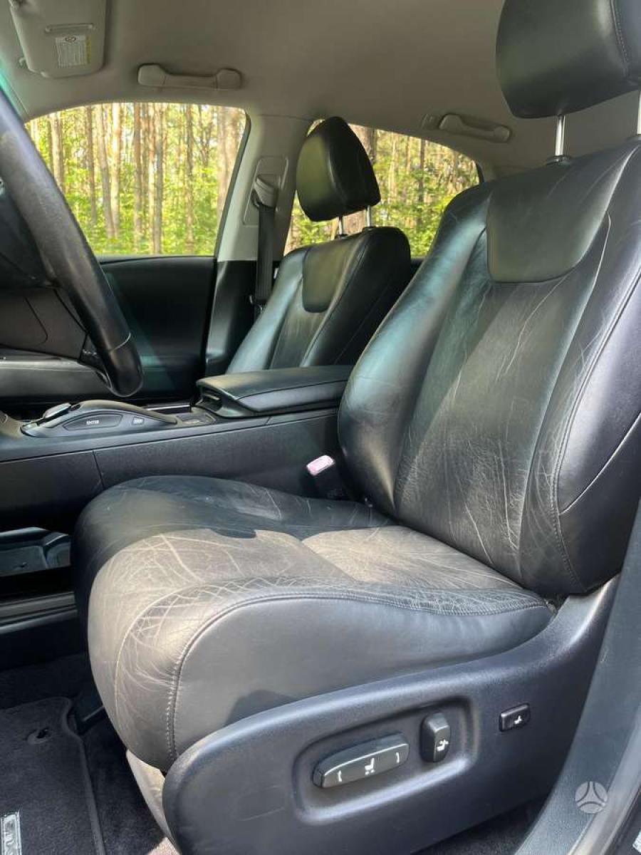 Melns Lexus RX 450h 2011 Viļņa, ar dzinēja tilpumu 3.46 L un nobraukumu 283 tūkst. km par 12750 €, foto 27 vietnē AUTOMOTO.COM.LV