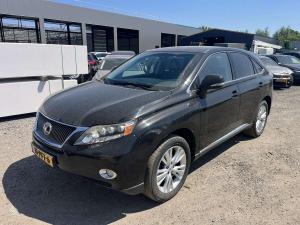 Melns Lexus RX 450h 2011 Viļņa, ar dzinēja tilpumu 3.46 L un nobraukumu 283 tūkst. km par 12750 €, foto 45 vietnē AUTOMOTO.COM.LV