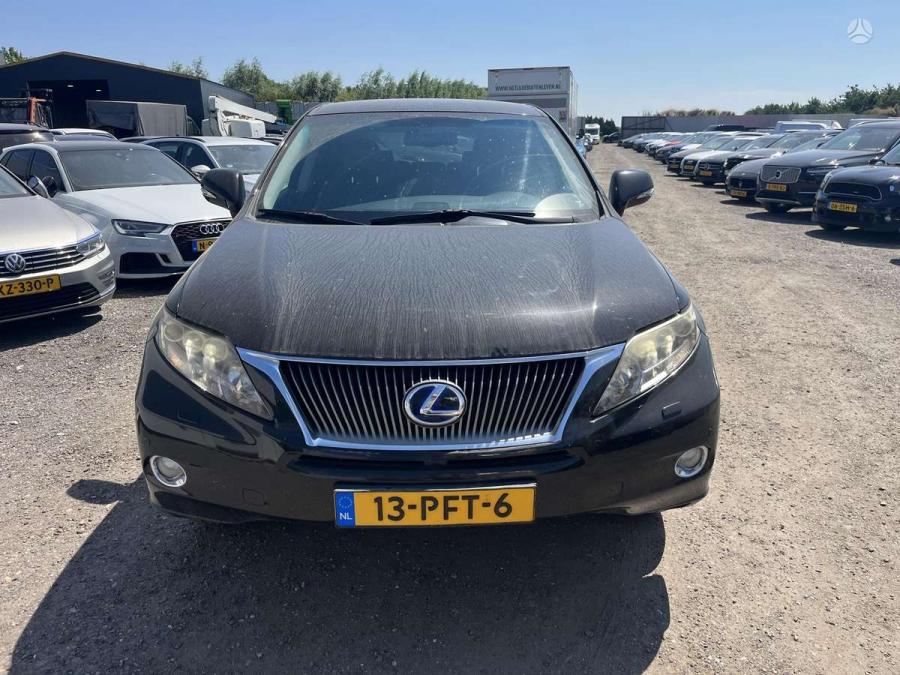 Melns Lexus RX 450h 2011 Viļņa, ar dzinēja tilpumu 3.46 L un nobraukumu 283 tūkst. km par 12750 €, foto 46 vietnē AUTOMOTO.COM.LV