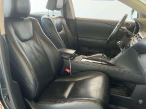 Melns Lexus RX 450h 2011 Viļņa, ar dzinēja tilpumu 3.46 L un nobraukumu 194 tūkst. km par 14999 €, foto 19 vietnē AUTOMOTO.COM.LV