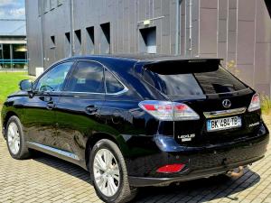 Black Lexus RX 450h 2011 in Taurage, with an engine capacity of 3.46 L and mileage of 290 thousand km for 6400 €, photo 6 on AUTOMOTO.COM.LV