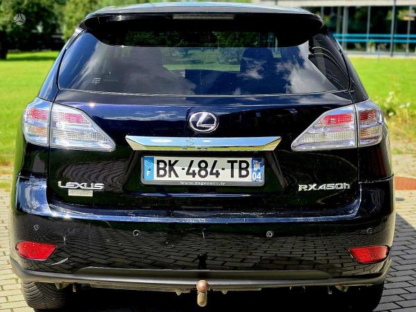 Black Lexus RX 450h 2011 in Taurage, with an engine capacity of 3.46 L and mileage of 290 thousand km for 6400 €, photo 6 on AUTOMOTO.COM.LV