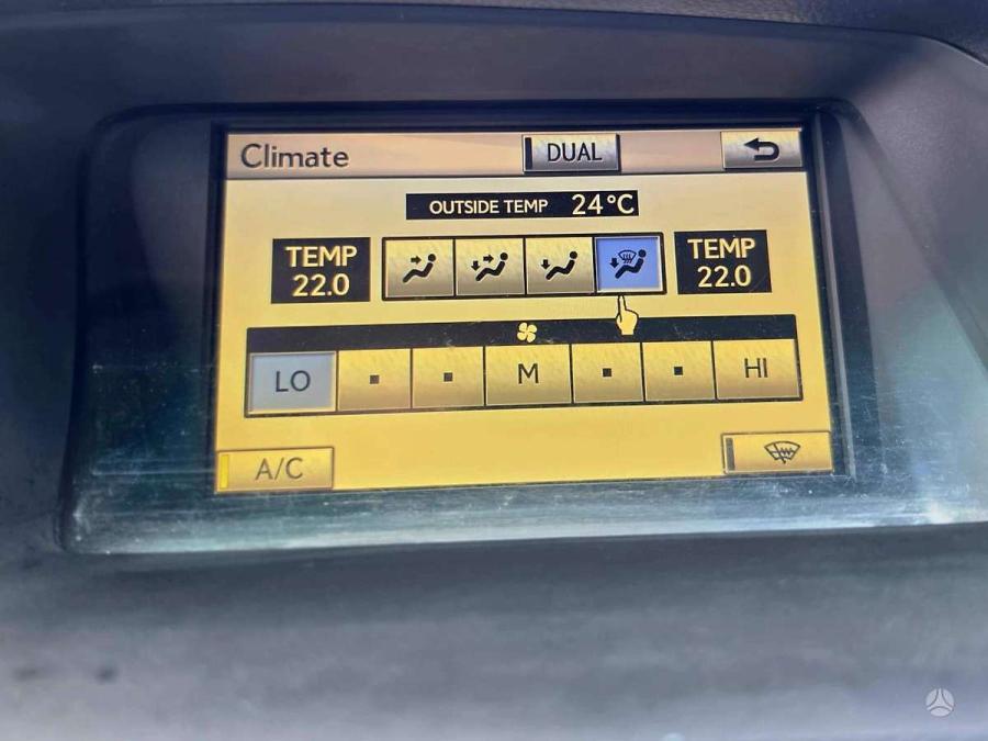 Black Lexus RX 450h 2011 in Taurage, with an engine capacity of 3.46 L and mileage of 290 thousand km for 6400 €, photo 27 on AUTOMOTO.COM.LV