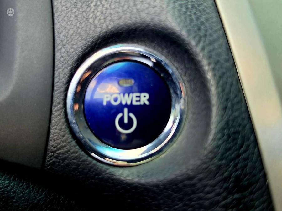 Black Lexus RX 450h 2011 in Taurage, with an engine capacity of 3.46 L and mileage of 290 thousand km for 6400 €, photo 34 on AUTOMOTO.COM.LV
