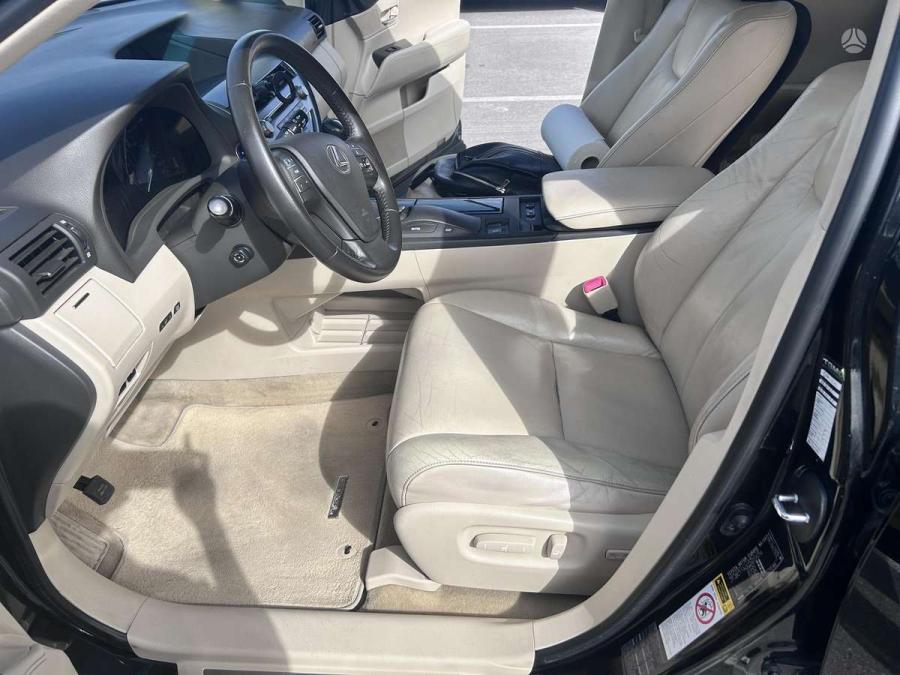 Black Lexus RX 450h 2011 in Vilnius, with an engine capacity of 3.46 L and mileage of 185 thousand km for 13900 €, photo 9 on AUTOMOTO.COM.LV