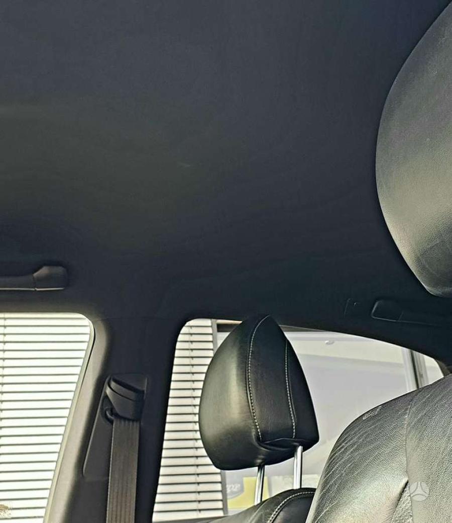 Melns Lexus RX 450h 2012 Viļņa, ar dzinēja tilpumu 3.46 L un nobraukumu 235 tūkst. km par 15700 €, foto 14 vietnē AUTOMOTO.COM.LV