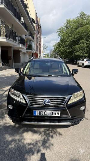 Melns Lexus RX 450h 2012 Alīta, ar dzinēja tilpumu 3.46 L un nobraukumu 290 tūkst. km par 11000 €, foto 9 vietnē AUTOMOTO.COM.LV