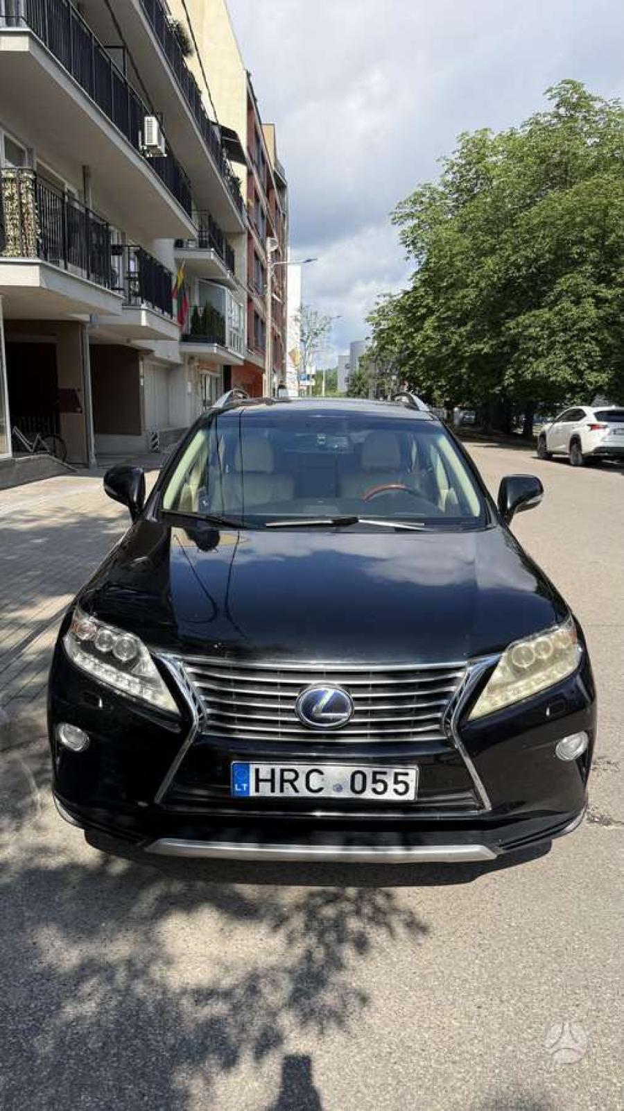 Melns Lexus RX 450h 2012 Alīta, ar dzinēja tilpumu 3.46 L un nobraukumu 290 tūkst. km par 11000 €, foto 9 vietnē AUTOMOTO.COM.LV