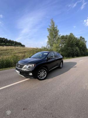Melns Lexus RX 450h 2012 Viļņa, ar dzinēja tilpumu 3.46 L un nobraukumu 390 tūkst. km par 10000 €, foto 6 vietnē AUTOMOTO.COM.LV