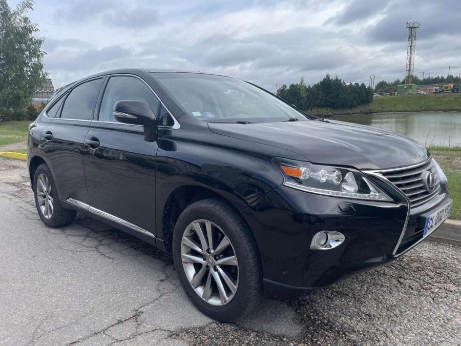 Melns Lexus RX 450h 2012 Viļņa, ar dzinēja tilpumu 3.46 L un nobraukumu 170 tūkst. km par 14950 €, foto 3 vietnē AUTOMOTO.COM.LV