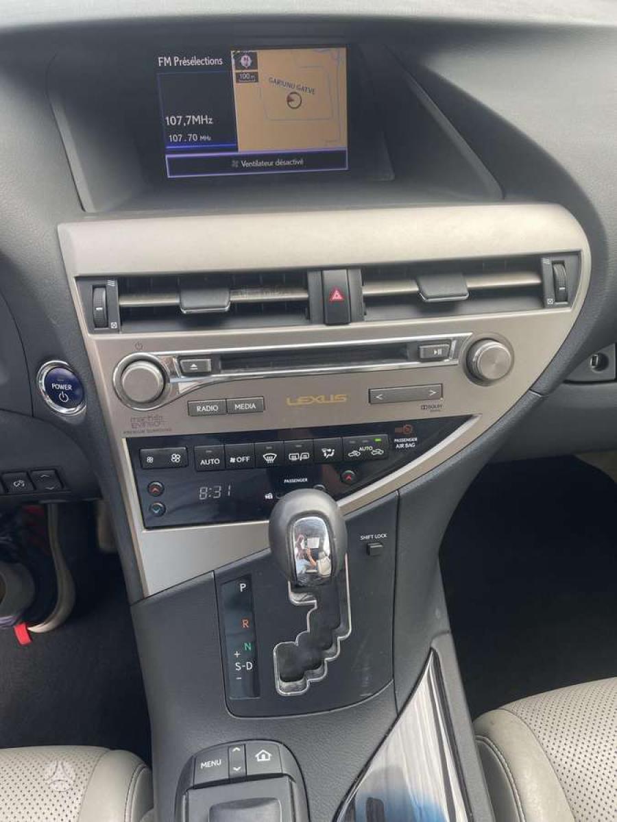 Melns Lexus RX 450h 2012 Viļņa, ar dzinēja tilpumu 3.46 L un nobraukumu 170 tūkst. km par 14950 €, foto 14 vietnē AUTOMOTO.COM.LV
