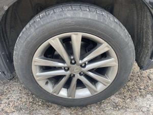 Melns Lexus RX 450h 2012 Viļņa, ar dzinēja tilpumu 3.46 L un nobraukumu 170 tūkst. km par 14950 €, foto 29 vietnē AUTOMOTO.COM.LV