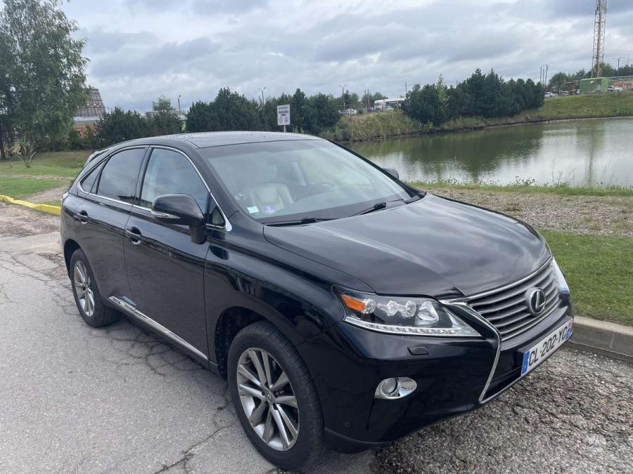 Black Lexus RX 450h 2012 in Vilnius, with an engine capacity of 3.46 L and mileage of 170 thousand km for 14950 €, photo 1 on AUTOMOTO.COM.LV