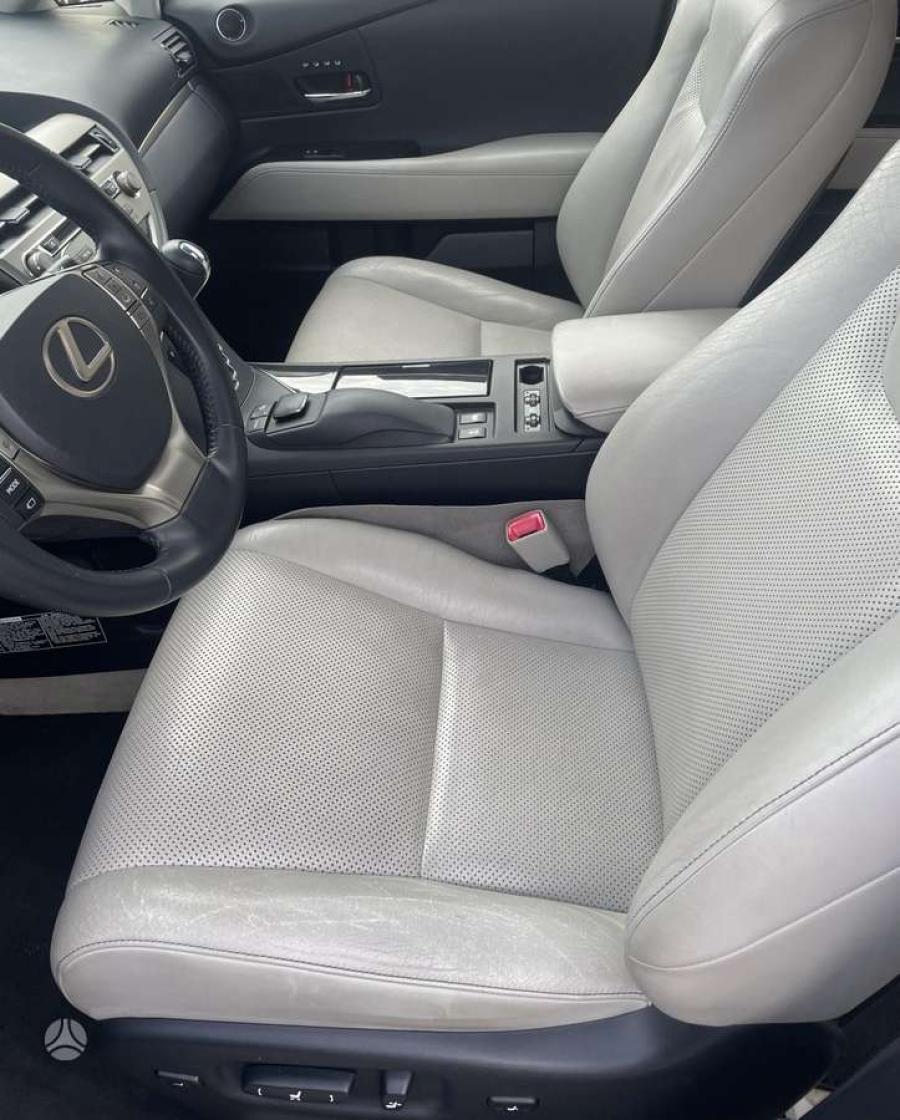 Black Lexus RX 450h 2012 in Vilnius, with an engine capacity of 3.46 L and mileage of 170 thousand km for 14950 €, photo 10 on AUTOMOTO.COM.LV