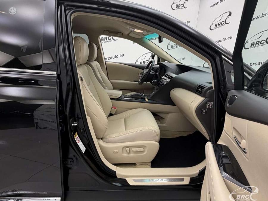 Black Lexus RX 450h 2012 in Vilnius, with an engine capacity of 3.46 L and mileage of 351 thousand km for 7900 €, photo 6 on AUTOMOTO.COM.LV