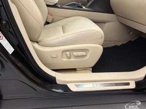 Black Lexus RX 450h 2012 in Vilnius, with an engine capacity of 3.46 L and mileage of 351 thousand km for 7900 €, photo 8 on AUTOMOTO.COM.LV