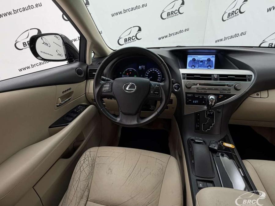 Black Lexus RX 450h 2012 in Vilnius, with an engine capacity of 3.46 L and mileage of 351 thousand km for 7900 €, photo 16 on AUTOMOTO.COM.LV