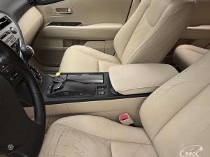 Black Lexus RX 450h 2012 in Vilnius, with an engine capacity of 3.46 L and mileage of 351 thousand km for 7900 €, photo 28 on AUTOMOTO.COM.LV