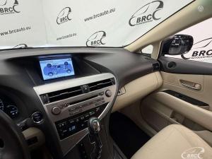 Black Lexus RX 450h 2012 in Vilnius, with an engine capacity of 3.46 L and mileage of 351 thousand km for 7900 €, photo 31 on AUTOMOTO.COM.LV