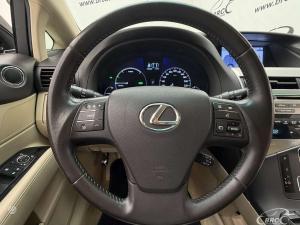 Black Lexus RX 450h 2012 in Vilnius, with an engine capacity of 3.46 L and mileage of 351 thousand km for 7900 €, photo 32 on AUTOMOTO.COM.LV