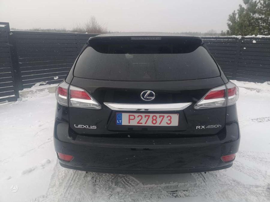 Black Lexus RX 450h 2013 in Vilnius, with an engine capacity of 3.50 L and mileage of 223 thousand km for 15900 €, photo 10 on AUTOMOTO.COM.LV