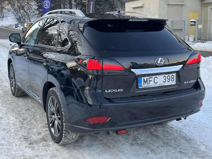 Melns Lexus RX 450h 2013 Viļņa, ar dzinēja tilpumu 3.46 L un nobraukumu 254 tūkst. km par 13700 €, foto 3 vietnē AUTOMOTO.COM.LV