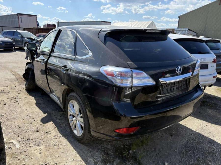 Black Lexus RX 450h 2013 in Siauliai, with an engine capacity of 3.50 L and mileage of 229 thousand km for 5750 €, photo 6 on AUTOMOTO.COM.LV
