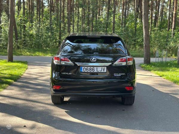 Melns Lexus RX 450h 2013 Viļņa, ar dzinēja tilpumu 3.46 L un nobraukumu 237 tūkst. km par 14500 €, foto 4 vietnē AUTOMOTO.COM.LV