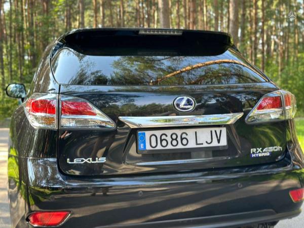 Melns Lexus RX 450h 2013 Viļņa, ar dzinēja tilpumu 3.46 L un nobraukumu 237 tūkst. km par 14500 €, foto 5 vietnē AUTOMOTO.COM.LV