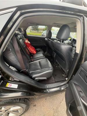 Black Lexus RX 450h 2013 in Vilnius, with an engine capacity of 3.46 L and mileage of 251 thousand km for 16698 €, photo 10 on AUTOMOTO.COM.LV