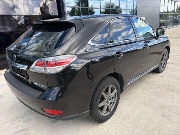 Black Lexus RX 450h 2014 in Panevezys, with an engine capacity of 3.46 L and mileage of 194 thousand km for 15600 €, photo 9 on AUTOMOTO.COM.LV