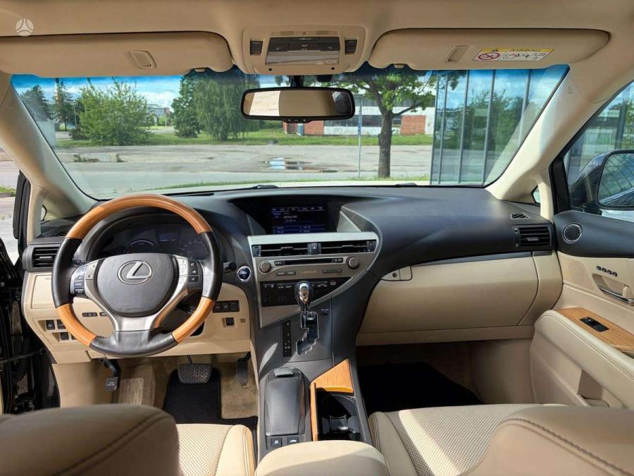 Black Lexus RX 450h 2014 in Panevezys, with an engine capacity of 3.46 L and mileage of 194 thousand km for 15600 €, photo 13 on AUTOMOTO.COM.LV